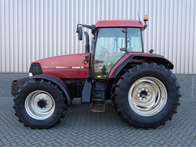 Case MX 135